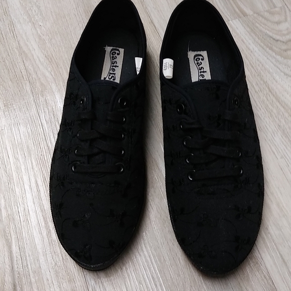 Coasters | Shoes | Cute Coasters Sneaker | Poshmark